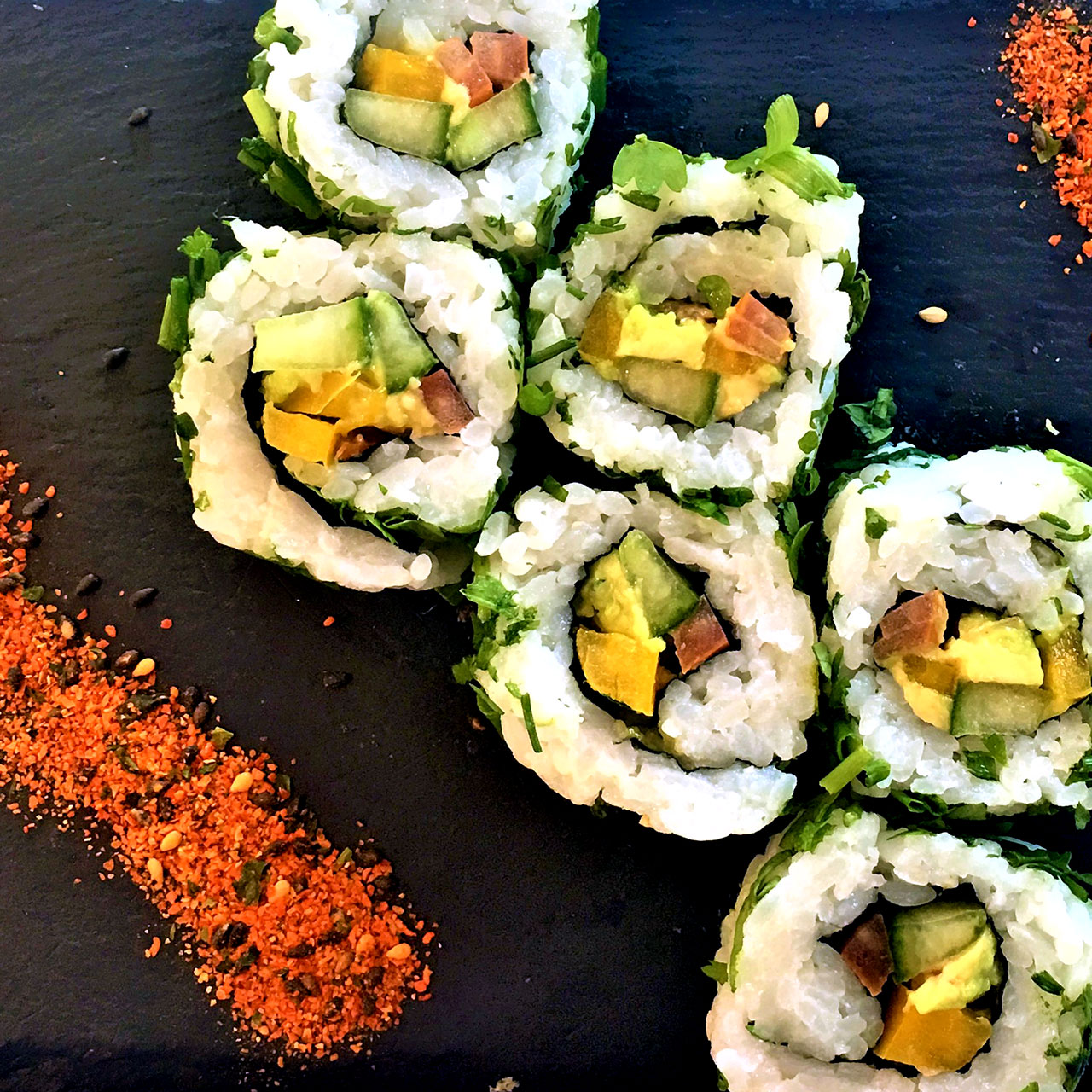 Grass Veggie (6 pièces) – Instant Sushi Nantes